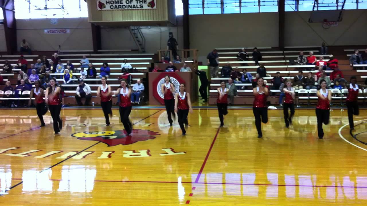 TVCC Cardettes Perform at Jacksonville vs. TVCC - YouTube
