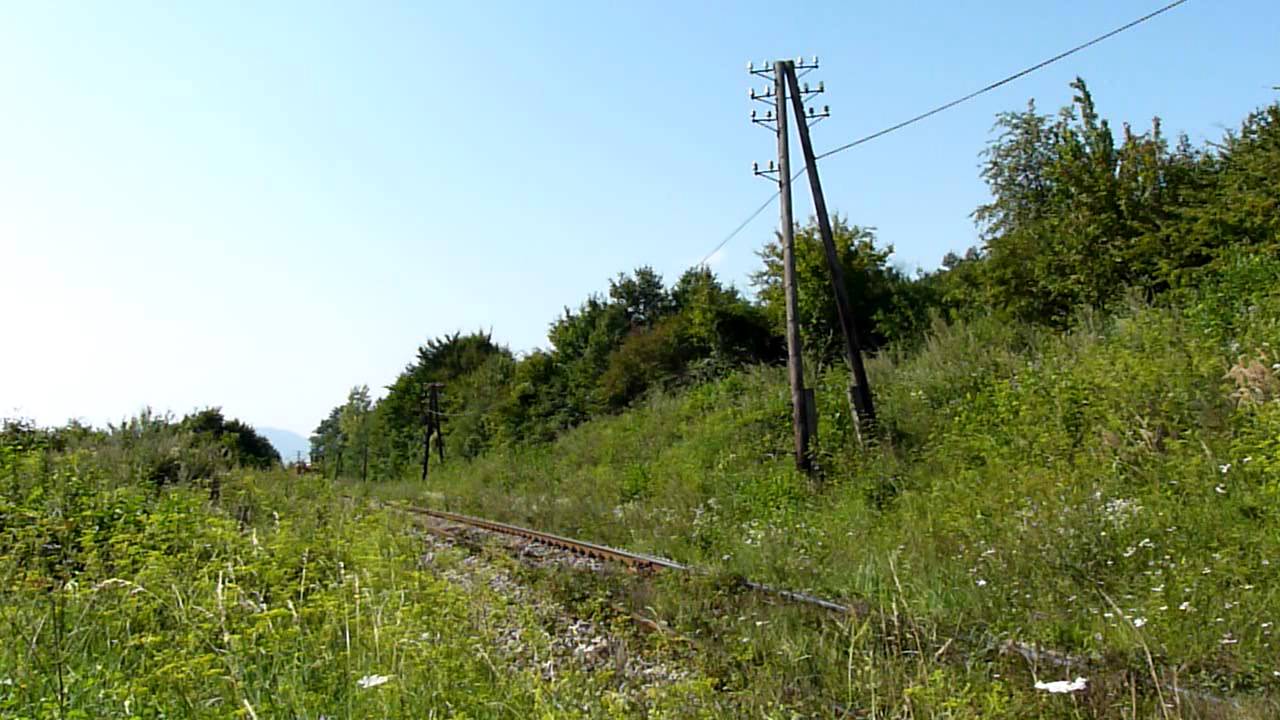 811.023 ZSSK, Mníchova Lehota - YouTube