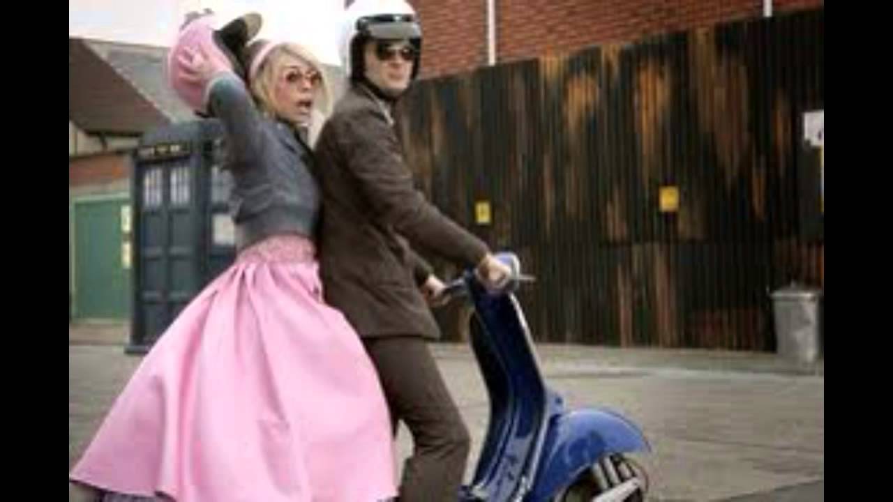 time warp doctor who - YouTube