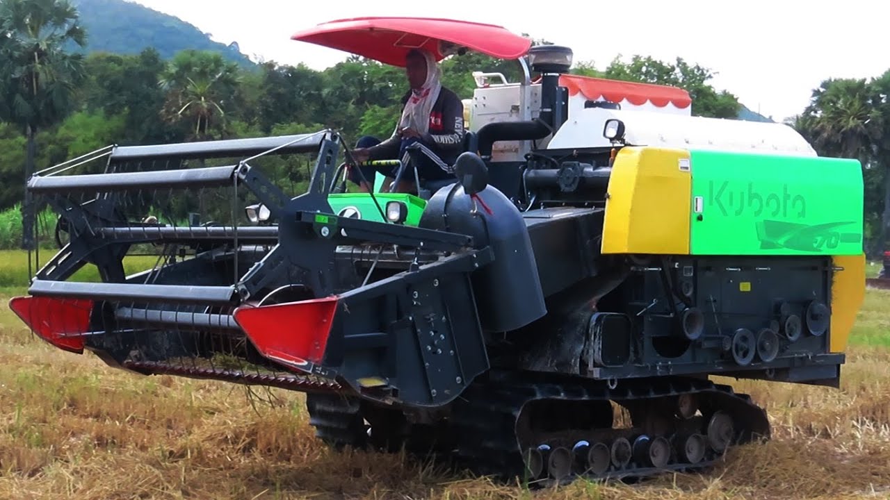 Agriculture technology equipment crop machine | Harvester machine ...