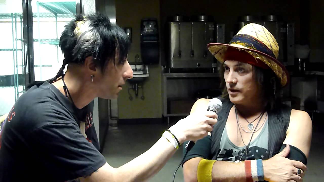 Ryan Roxie Guitarist for Alice Cooper Interview Part 1. 7-1-12 - YouTube