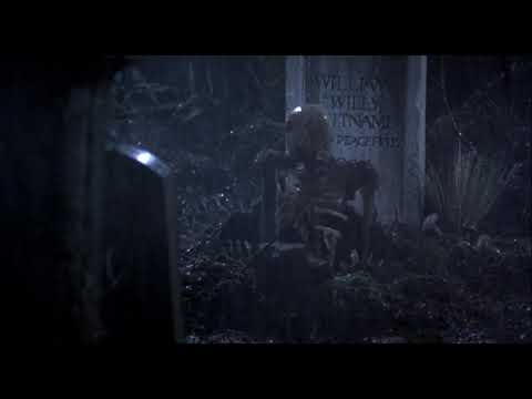 Hollywood Movie Scene - Return Of The Living Dead - Deads came to life from Graveyard