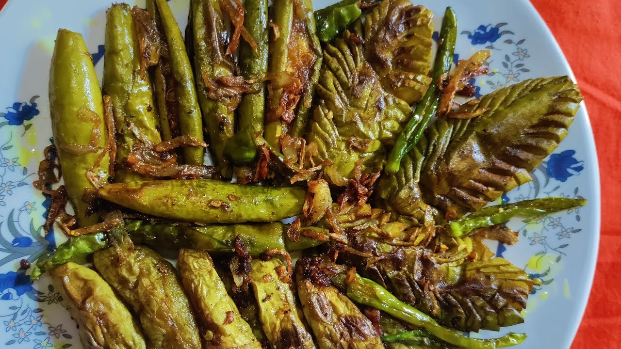 3 STYLE POTOL FRY. ৩ ধরনের পটল ভাজা। - YouTube