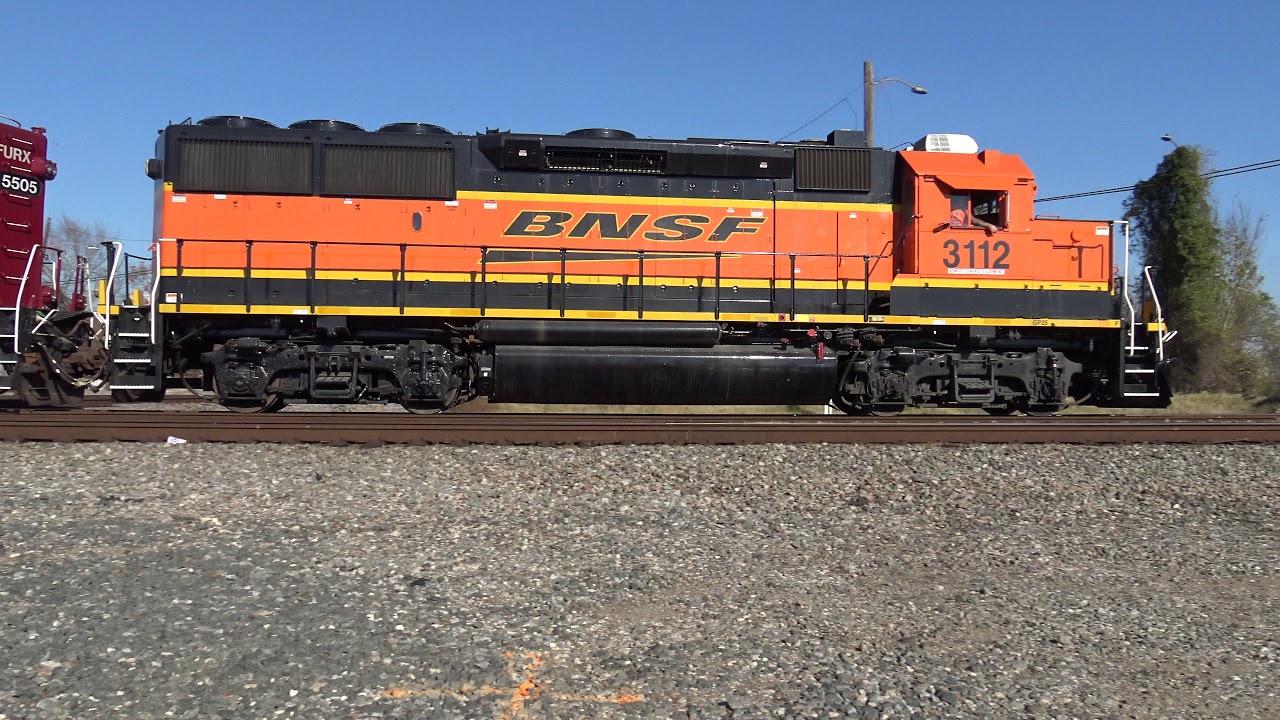 4 Different Trains 2 GP38-2s (FURX) (BNSF) Plus KCS & UP - YouTube