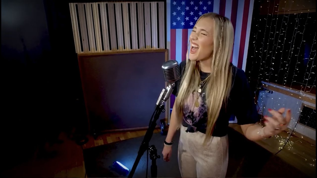 Chloé Caroline - National Anthem "Star Spangled Banner" (at Ocean Way ...