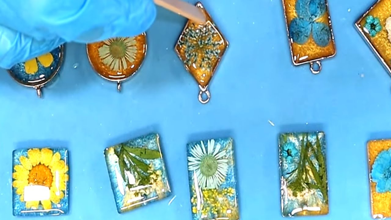 Make beautiful RESIN JEWELRY with these Tips and Tricks - YouTube