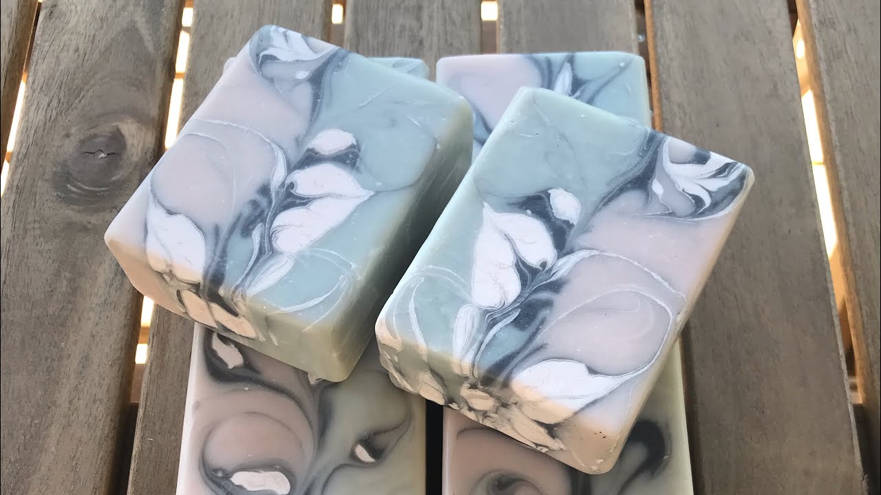 How To Create Two Coloured Soap Using Indigo Powder Infused Oil (ASMR ...