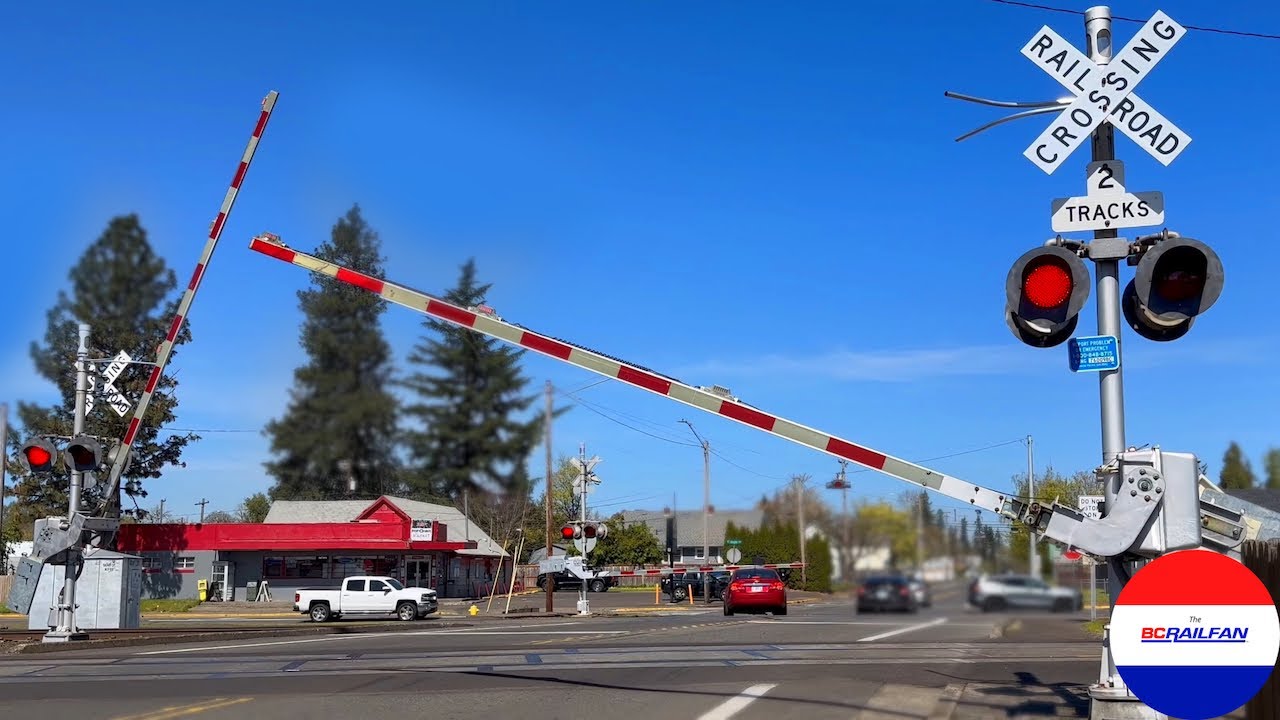 Railroad Crossing | SE Geary Street #1, Albany, OR - YouTube