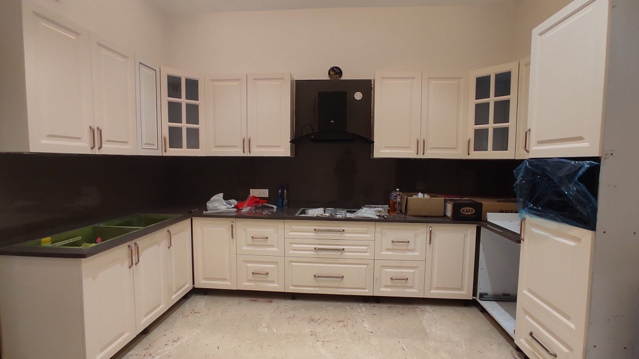 Foreign style modular kitchen ka design, kitchen ka naya style - YouTube