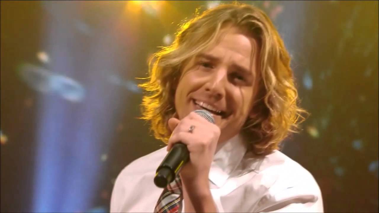 Martin Rolinski med sin nya låt "Golden Rays" - BingoLotto 10/11 2013 ...