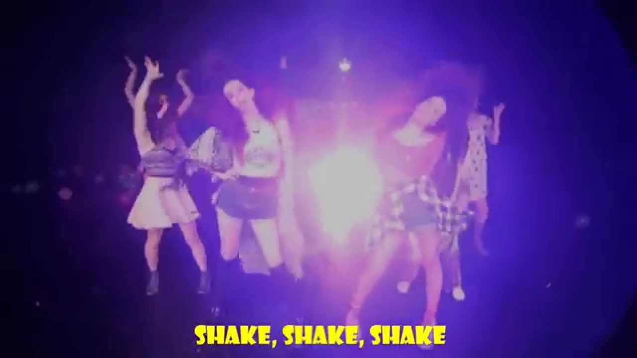 "Shake It Off" by Taylor Swift, cover by CIMORELLI! Lyrics video - YouTube