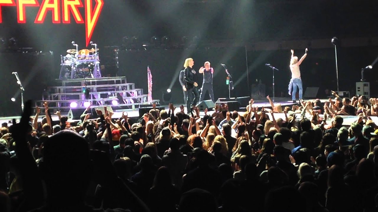Def Leppard in Edmonton - final moments - YouTube