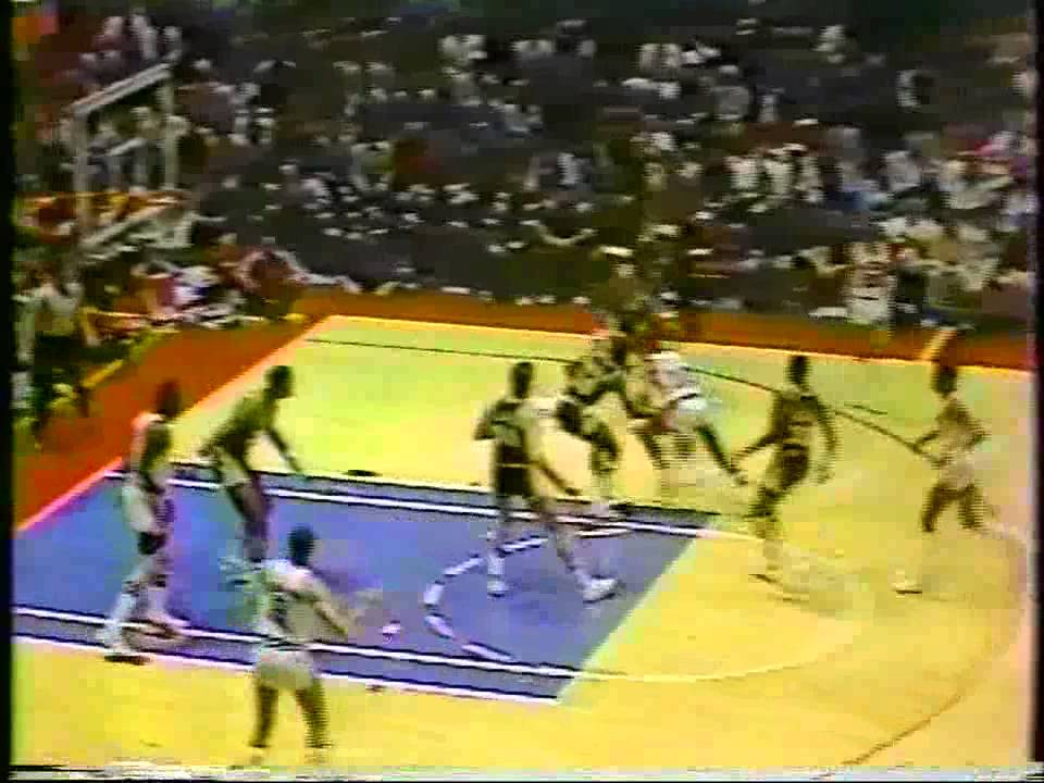 Julius Erving Greatest Games: 20/10/9/5 vs Lakers (1983 NBA Finals Game ...