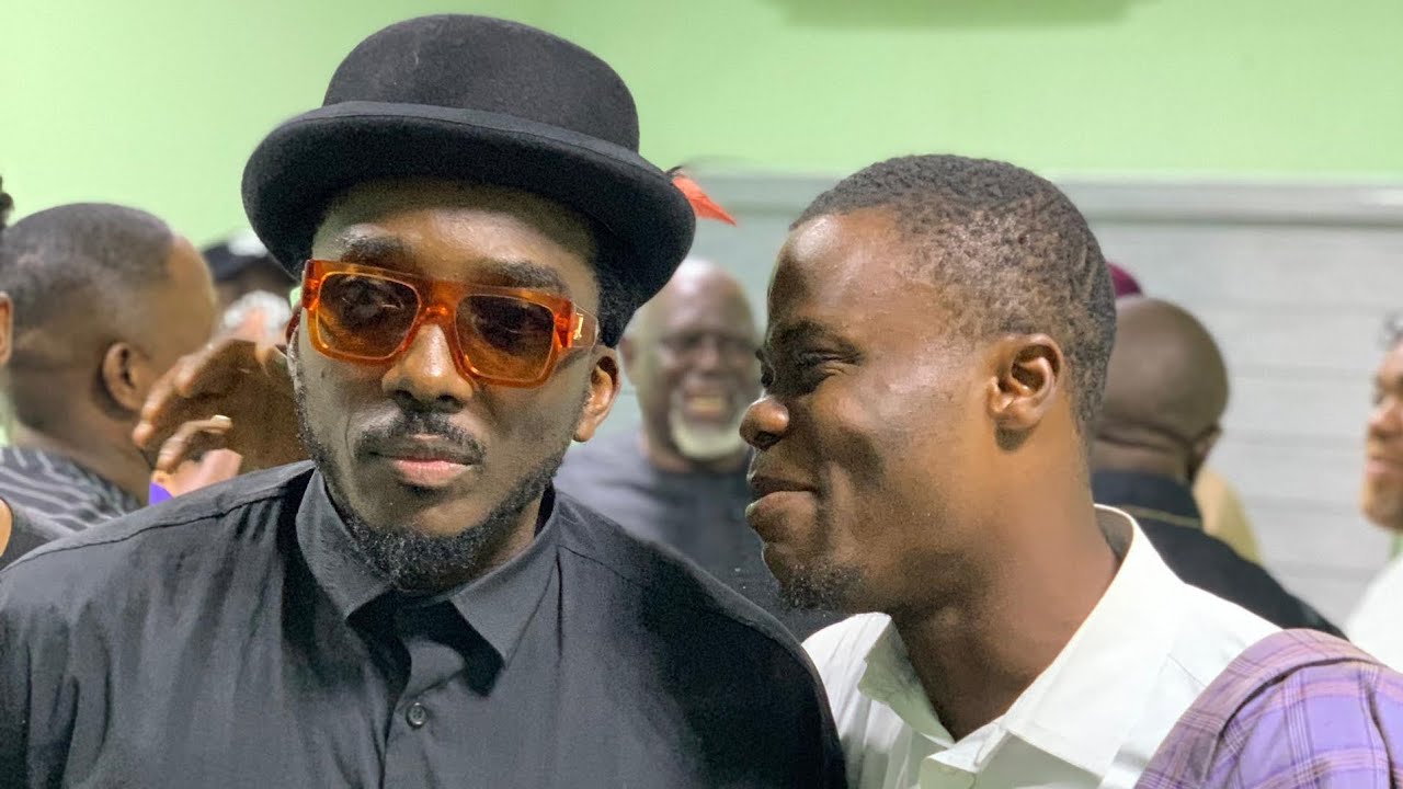 Comedian Subsidy Cracks The Audience At Bovi Show In Benin With I go ...