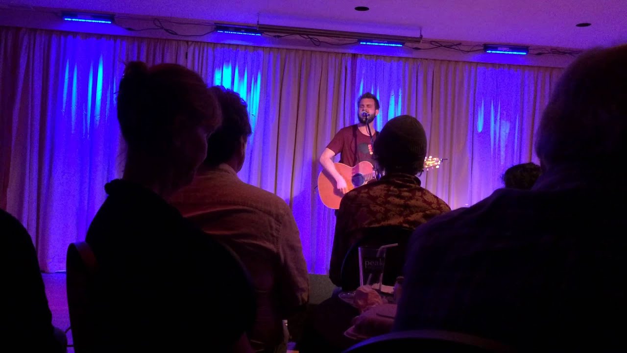 Howie Day - Ghost - YouTube