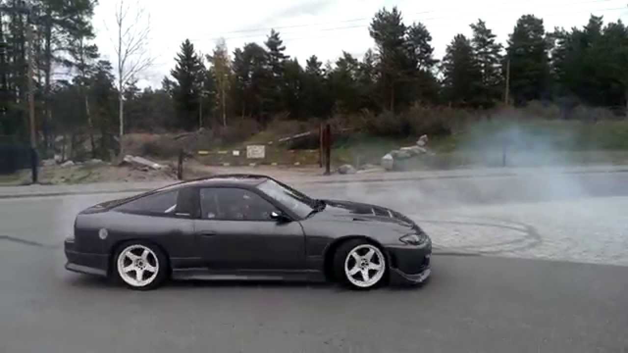 Nissan s13,5 Killing the rear tires - YouTube