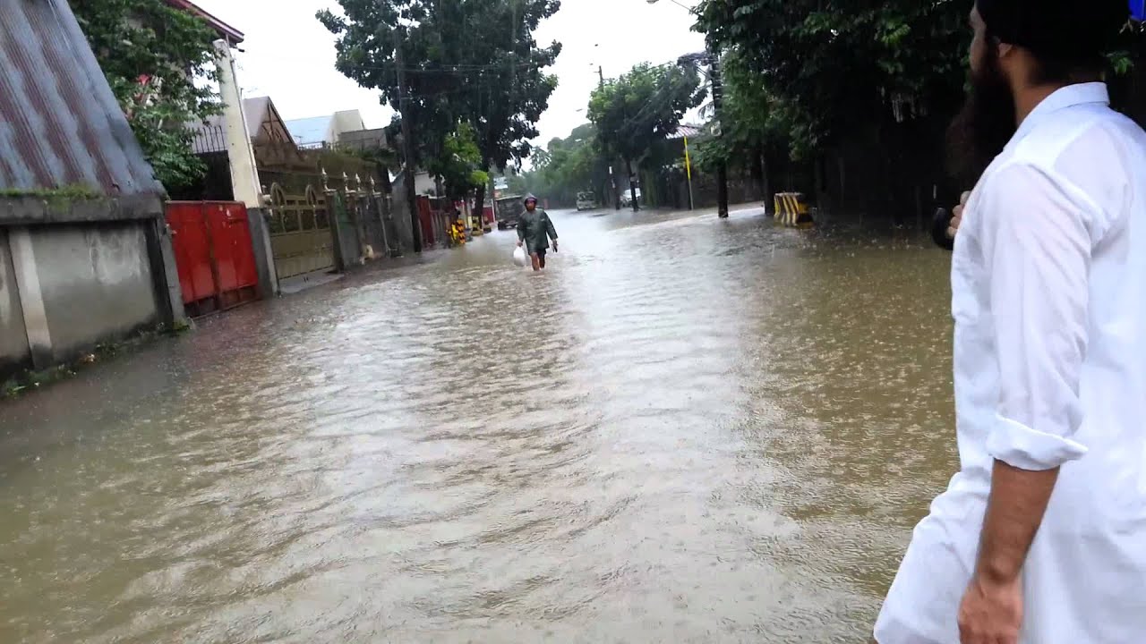 Baha/flood in philippines markina city 2012 - YouTube