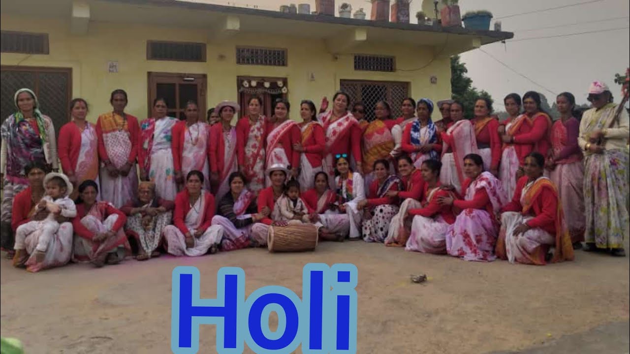 mahilaon ki Holi #BhandariGaon #raiagar #holi 🥳 - YouTube