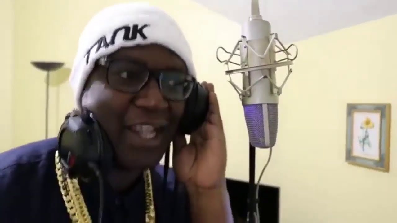 Jide Olatunji - I'M ON FIRE (Official Music Video) - YouTube