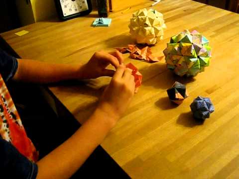 Origami Sonobe Ball: 30 unit - YouTube