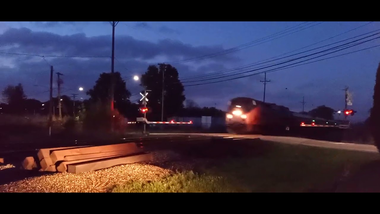 Amtrak 109 leading a empire service - YouTube