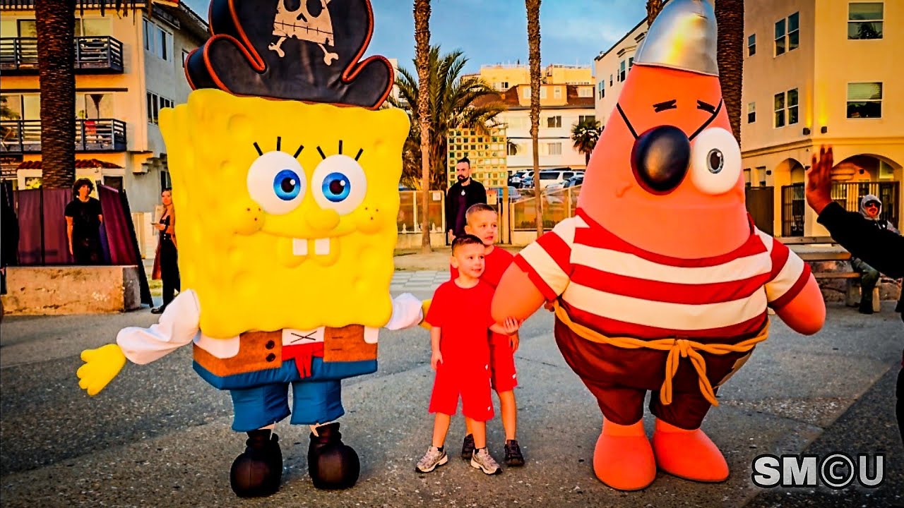 𝗦𝗨𝗡𝗦𝗘𝗧 𝗖𝗔𝗠𝗘𝗢: SpongeBob and Patrick Strike Poses at Muscle Beach - YouTube