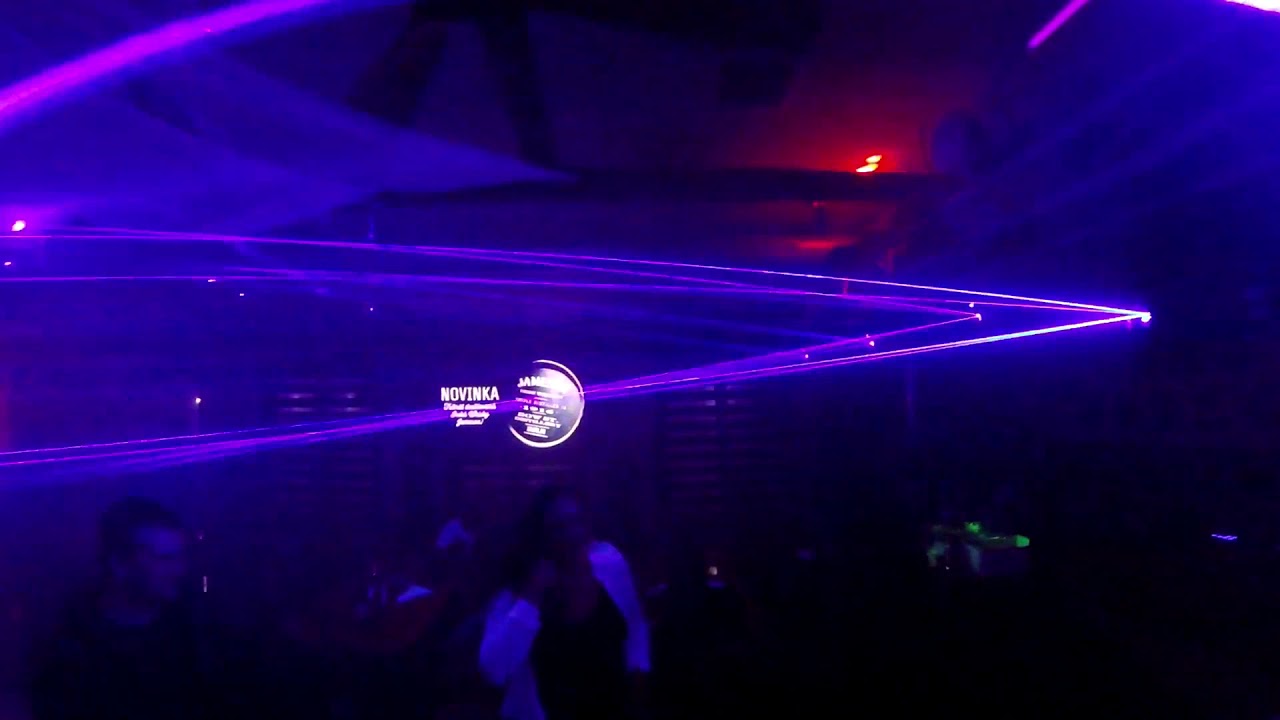 Mecca párty & laser show - YouTube
