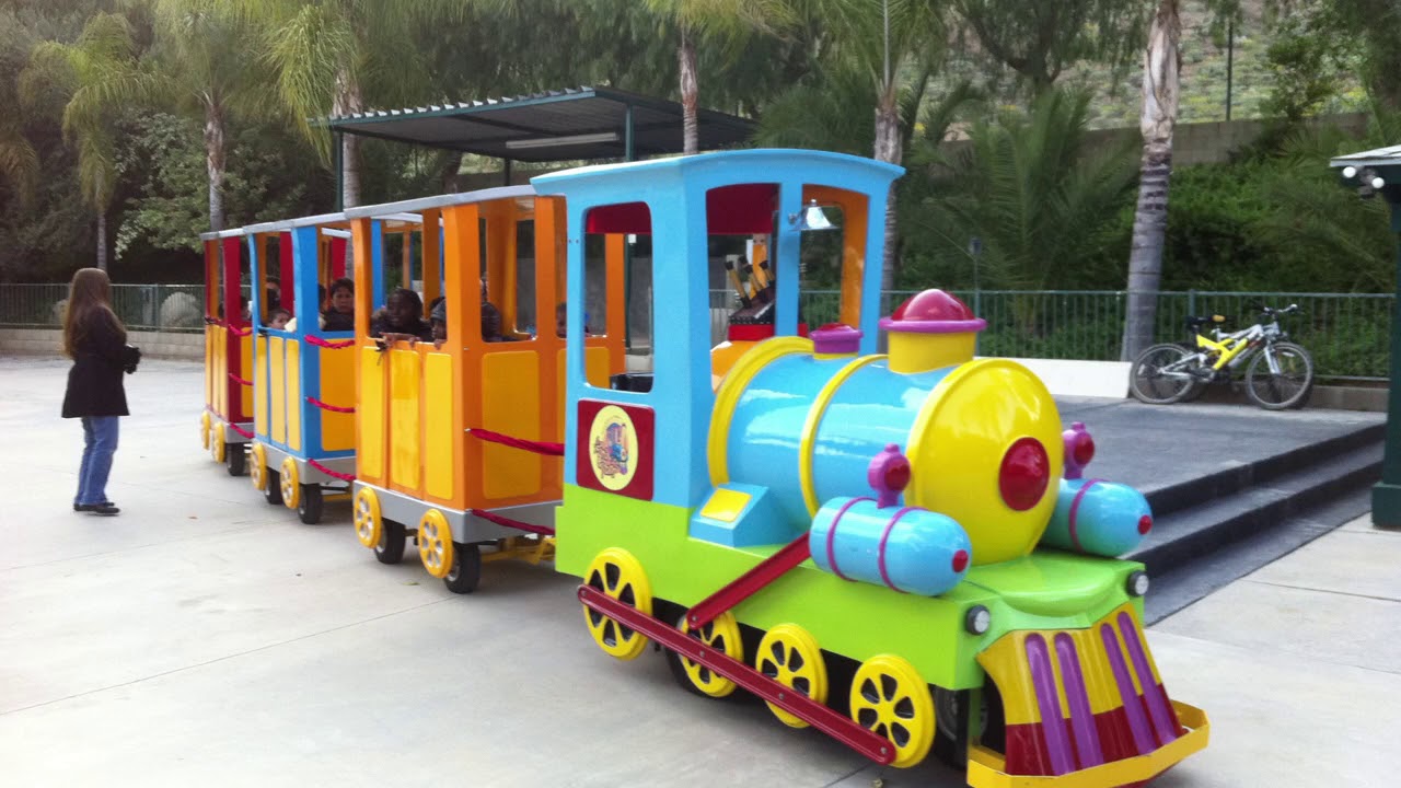 Here Comes The Train - Famous Nursery English Rhymes Poem For Children ...