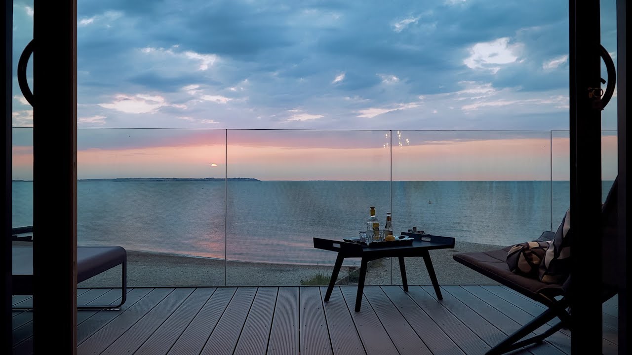 Sea Sunset Cottage, Whitstable - YouTube
