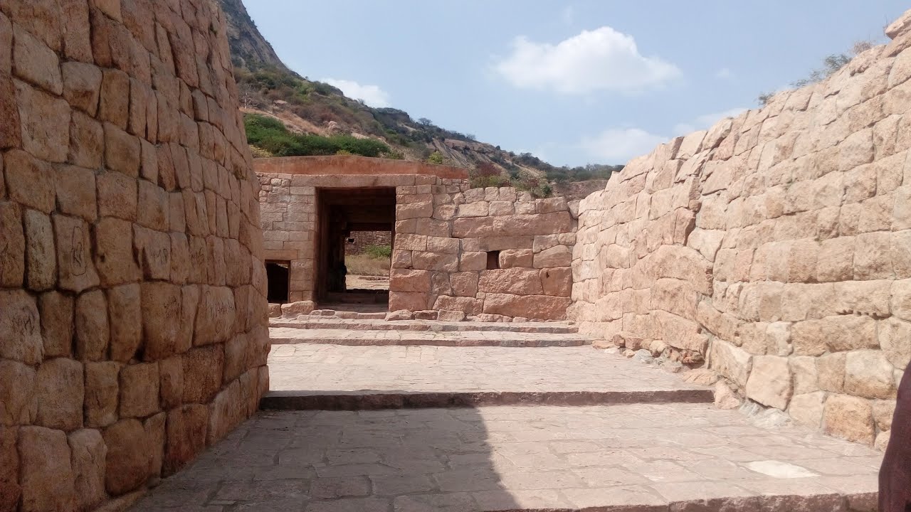 Sankari Fort - Intro - YouTube