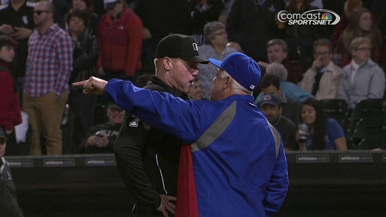 Renteria is ejected for arguing strikes - YouTube