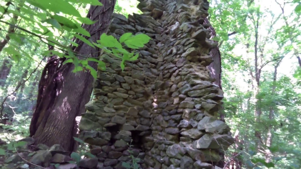 Searching for ruins near the old town of Conowingo, Maryland at Funks ...
