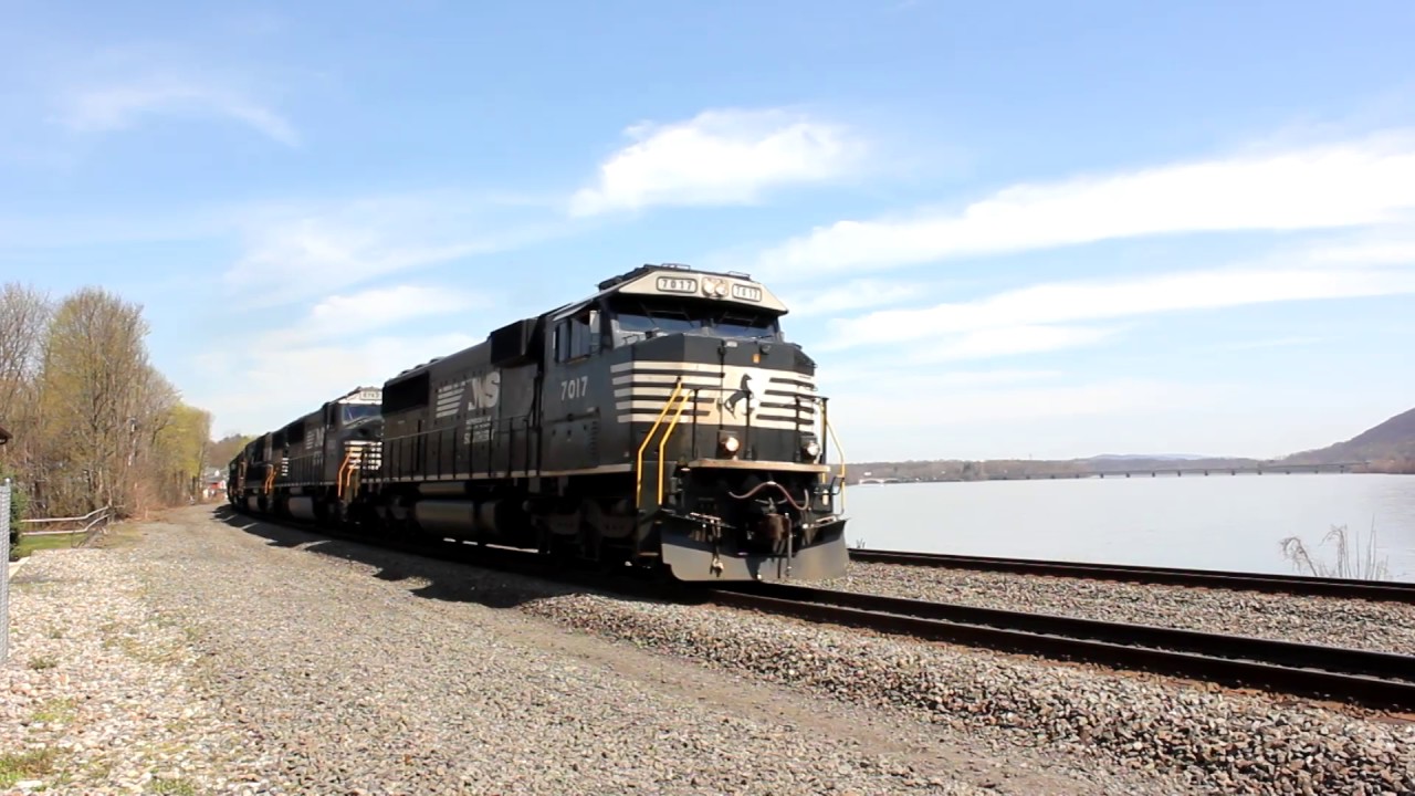 NS Pittsburgh Line at Duncannon and Mexico, PA 4-11-17 - YouTube