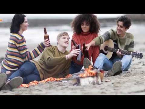 Top US Beaches That Allow Alcohol