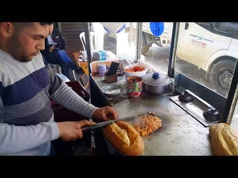 Adana'ya özgü Tostçu Mahmut Karışık Tost