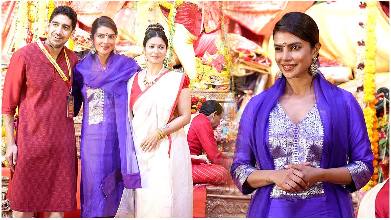Priyanka Chopra,Tanisha & Others Attends North Bombay Sarbojanin Durga ...