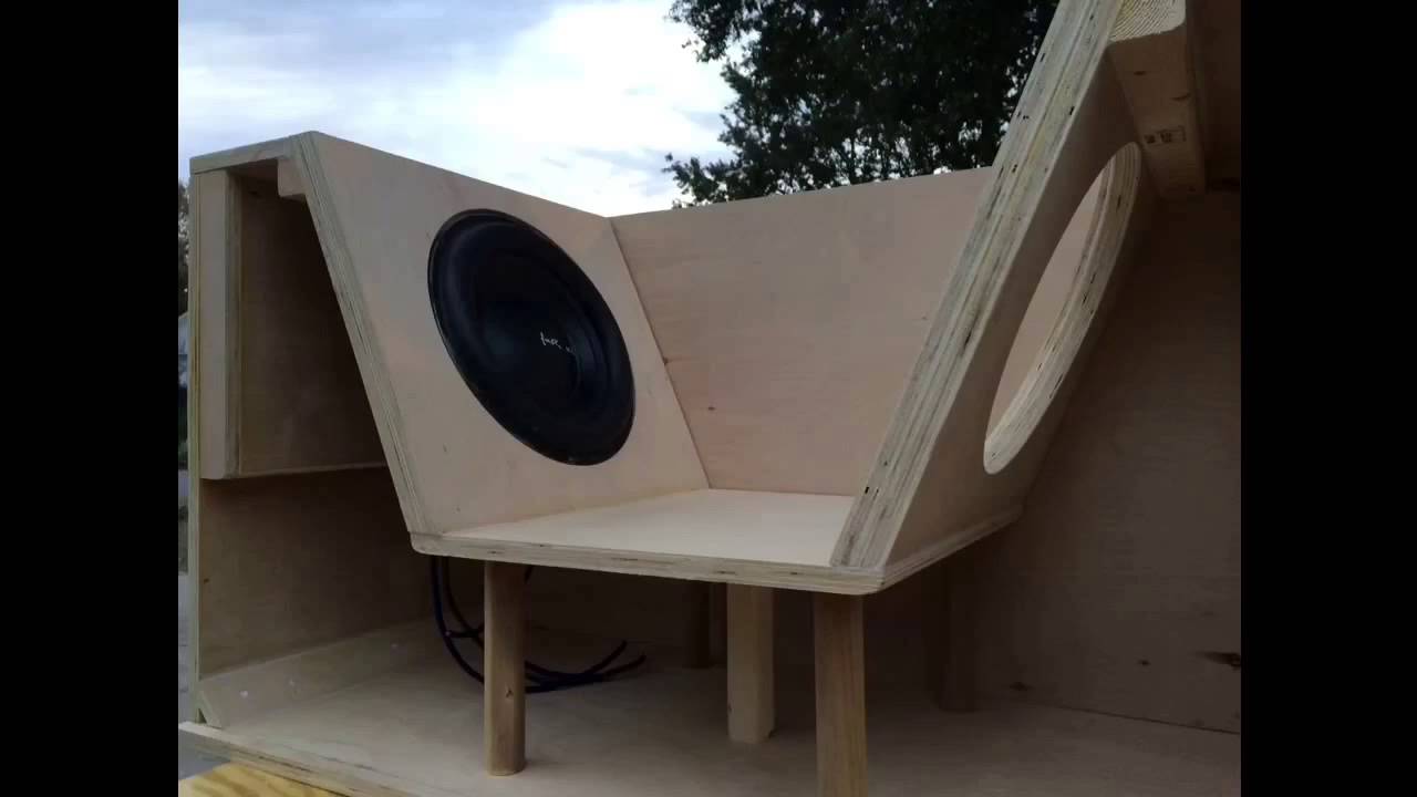Kove Audio Armageddon 12s in dB Addictions custom enclosure - YouTube