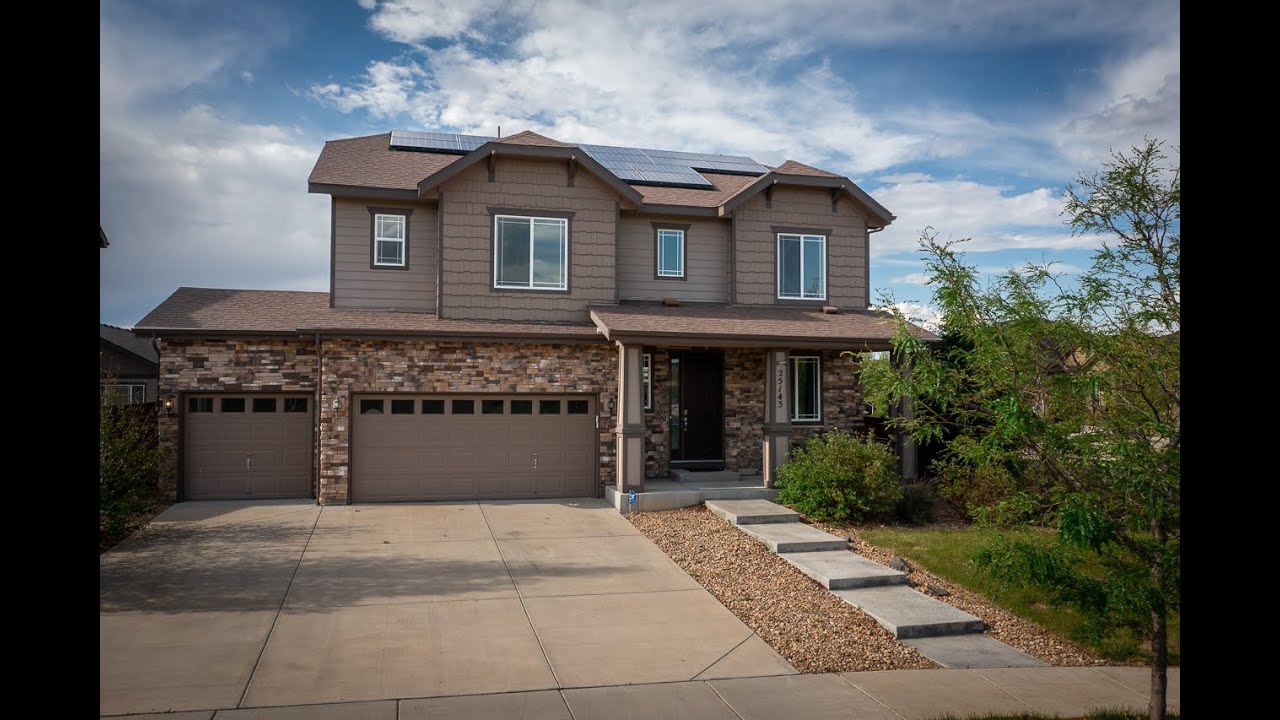 HOME TOUR - TOURING A $625k Southeast Aurora CO Home | Aurora Real ...