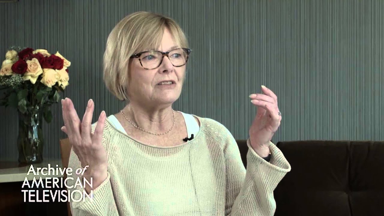 Jane Curtin discusses "Weekend Update" - EMMYTVLEGENDS.ORG - YouTube