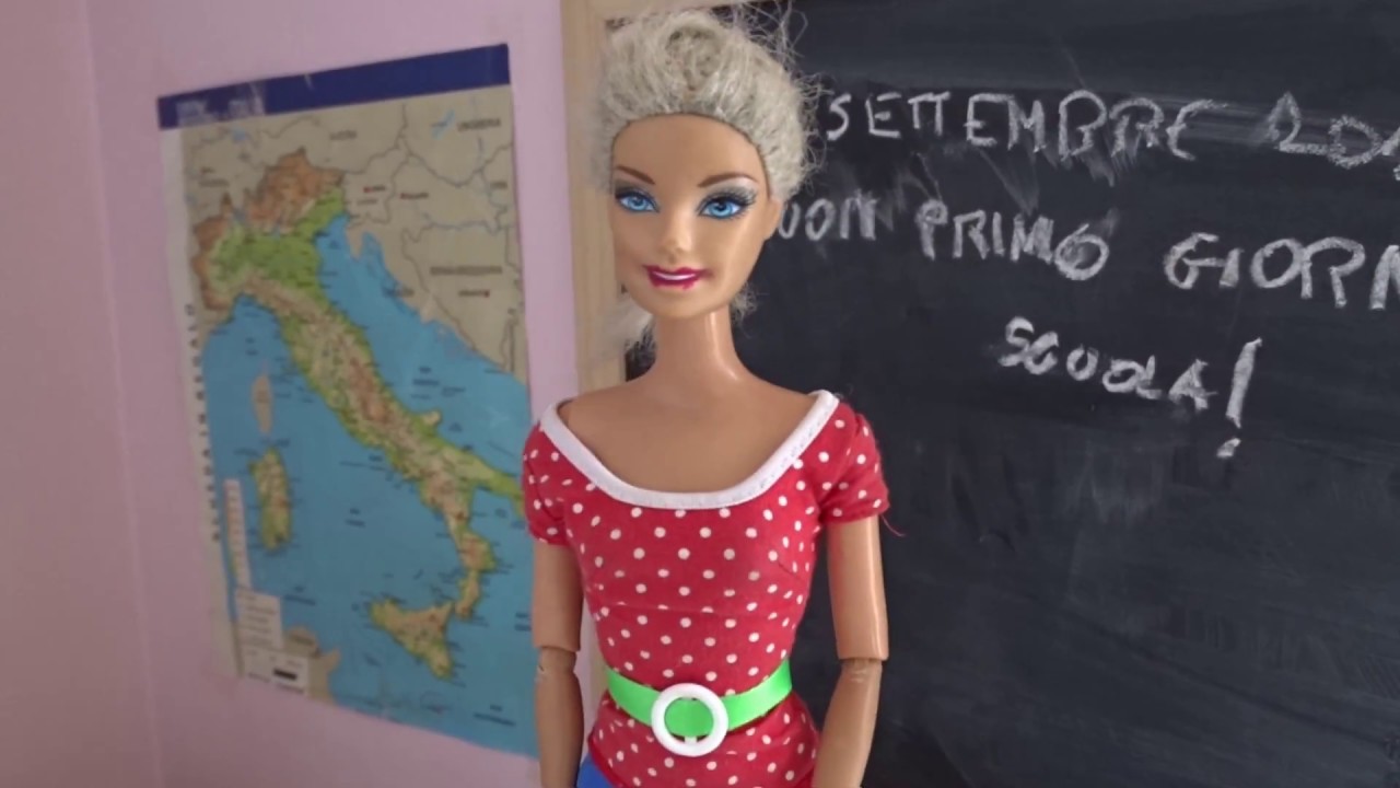 Primo giorno di SCUOLA /BARBIE life,episodio 16/ Barbie scuola - YouTube