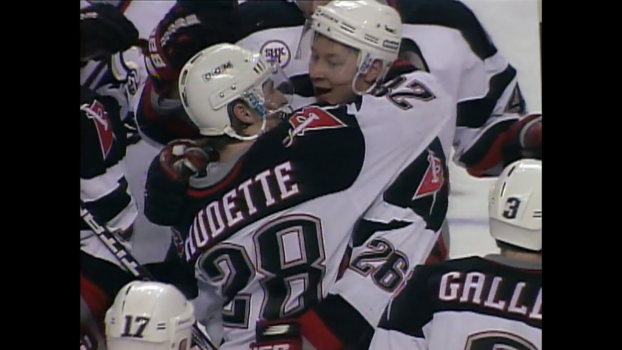 Derek Plante Game 7 overtime winning goal vs Ottawa (April 29, 1997 ...