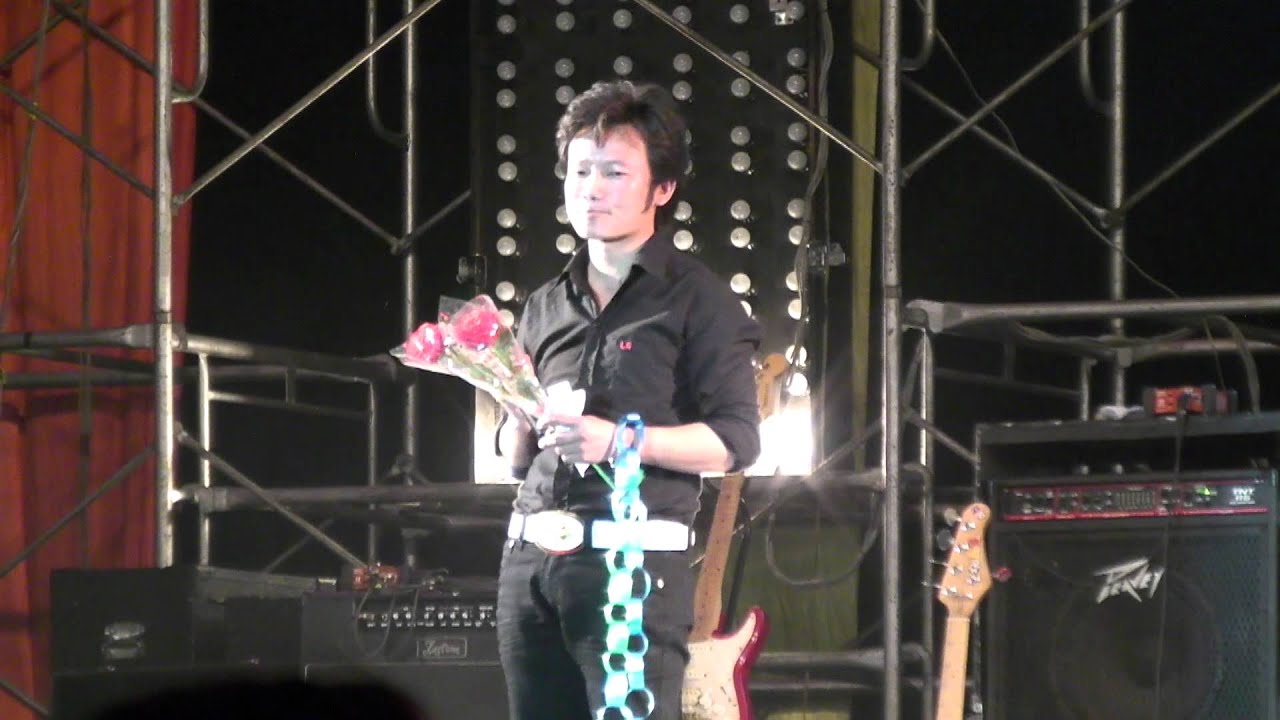 Tsas Lis, Suab Yaj Sab at Paskhibnyiab Concert - YouTube