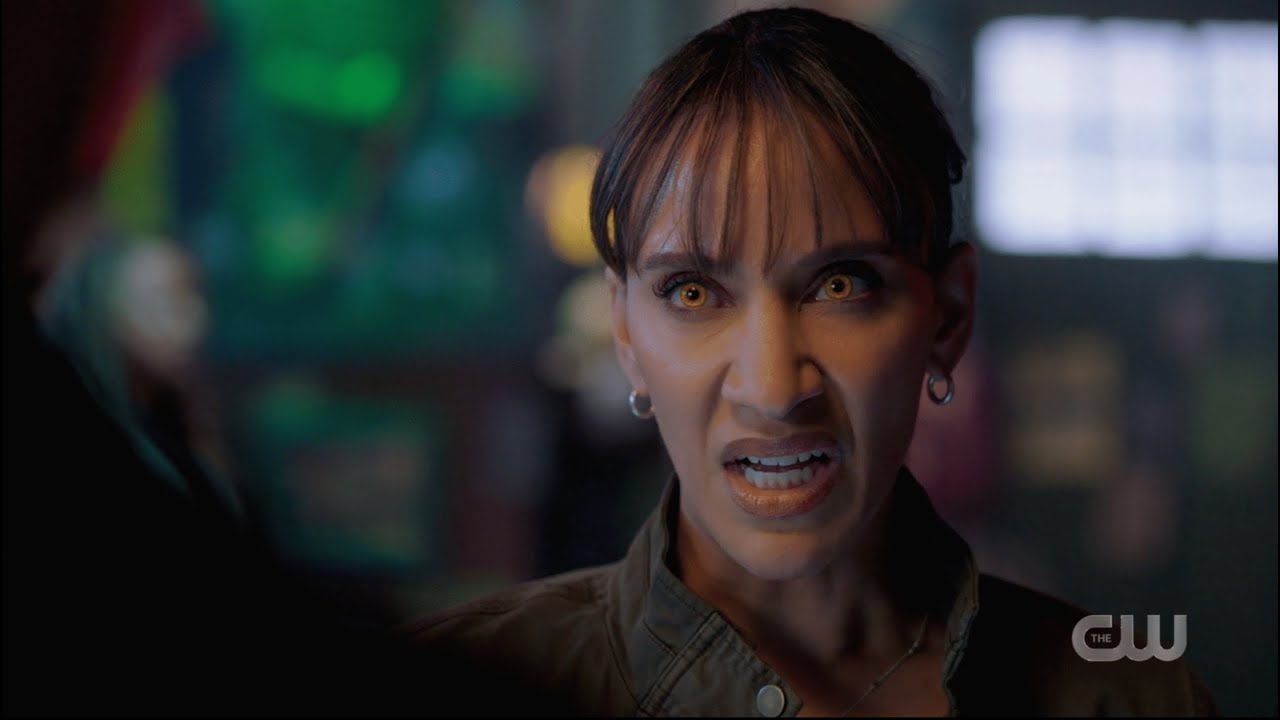 Legacies 3x02 Alaric finds Raf's mother - YouTube