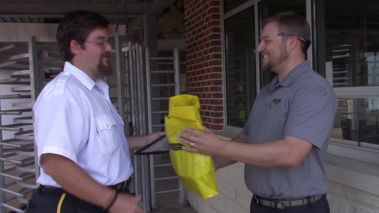 DSI surprises outstanding Security Officers - YouTube