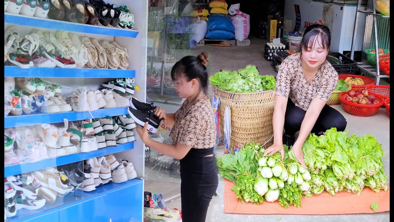 Vegetable harvest go sell and buy a new pair of shoes. Peaceful life ...