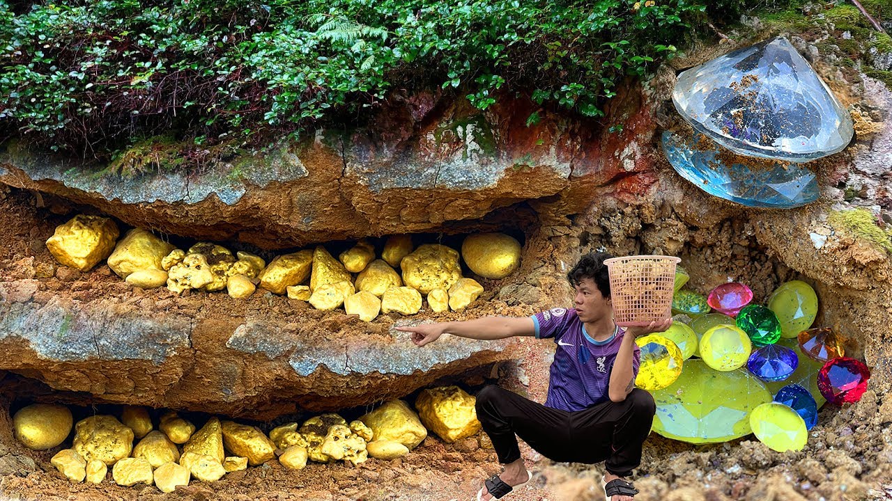 Treasure Hunting! Digging for Treasure worth Million of Gold Nuggets at ...