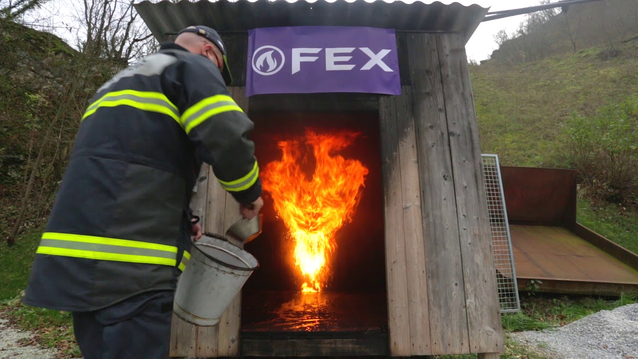 Fex grenade (HUN) - YouTube