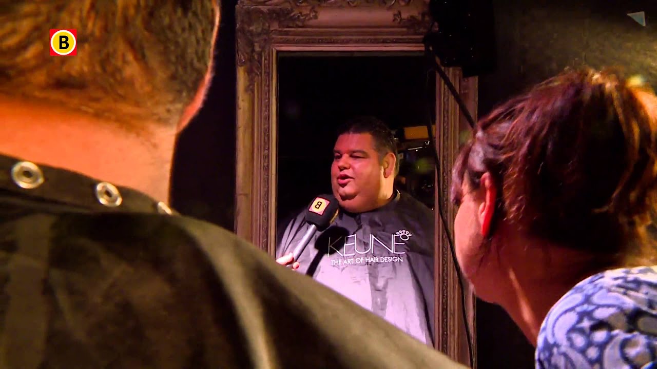 Zanger Django Wagner viert jubileum - YouTube