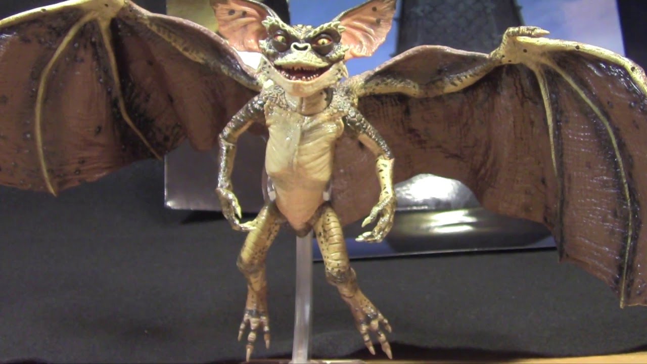 BAT GREMLIN: UNBOXING - YouTube