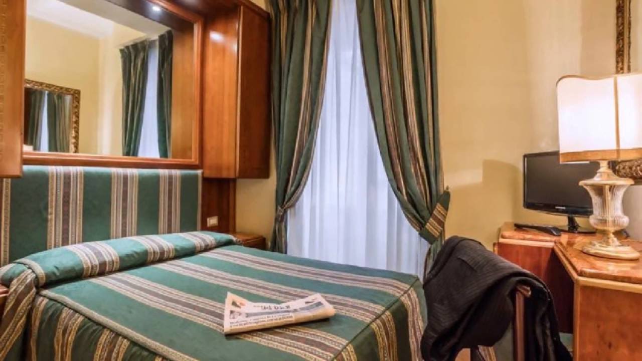 Hotel Regio *** - Rome, Italy - YouTube